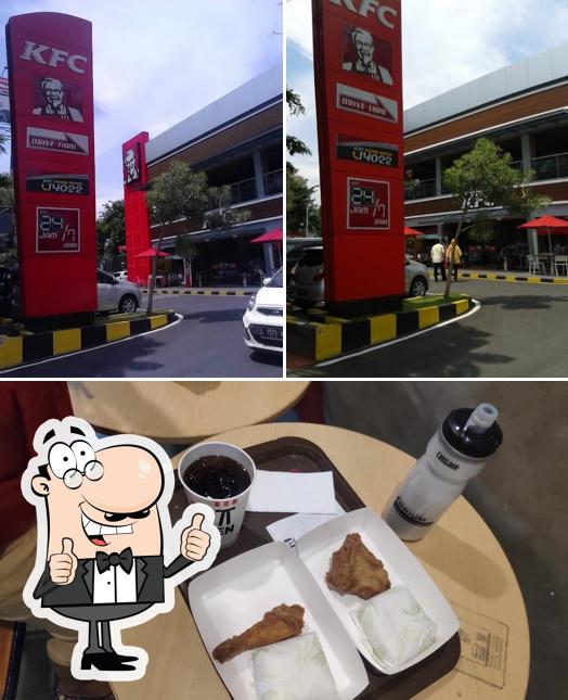Restaurante KFC, Surabaya, Jl. Basuki Rahmat No.31 - Carta del ...