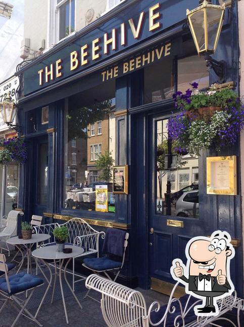 The Beehive, Wandsworth, 197 St John's Hill in London - Restaurant menu ...