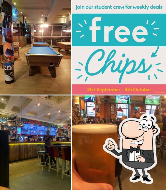 Walkabout, Leeds, 43 Woodhouse Ln. in Leeds - Restaurant menu and reviews