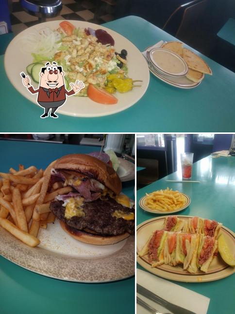 Omega Hawg & Dawg Deli in Ferndale - Restaurant menu and reviews