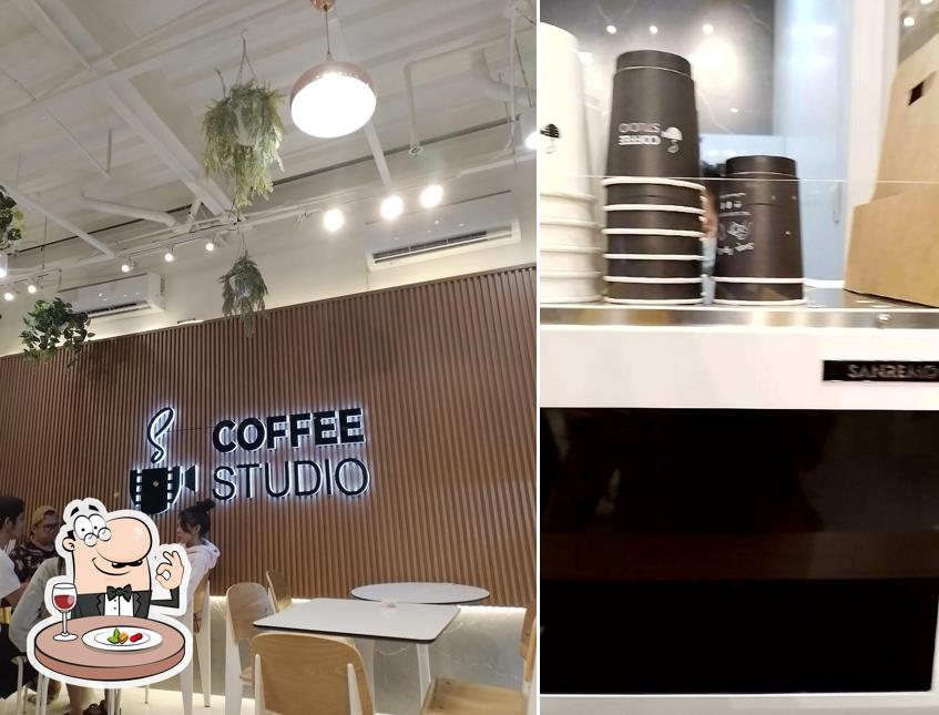 Coffee Studio, Manila, España - Restaurant menu, prices and reviews