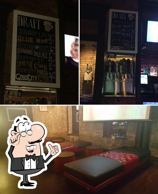 Revel Bar in Milwaukee - Restaurant reviews