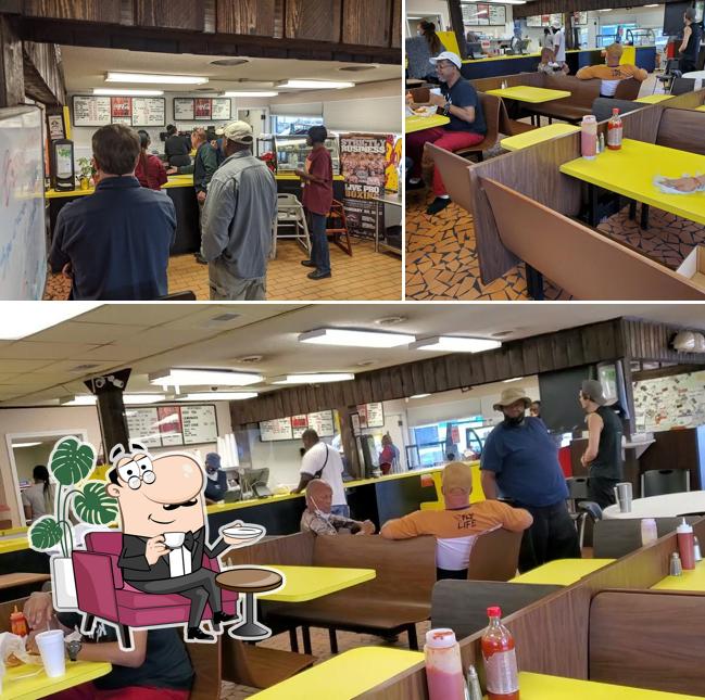 Bernie's Restaurant in Columbia - Restaurant menu and reviews