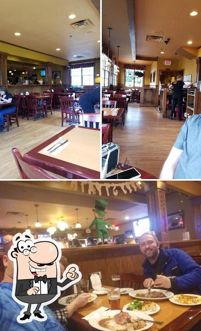 Grille on Main Restaurant & Bar, Douglas - Restaurant menu, prices and ...