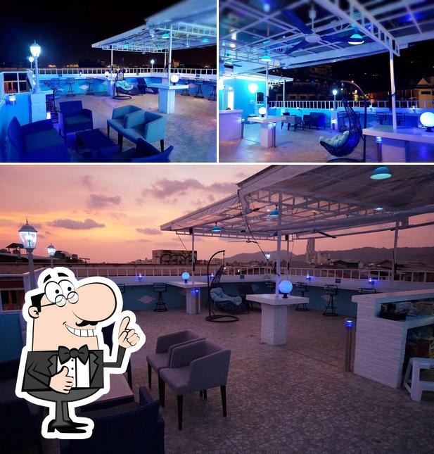 Rooftop Bar THE BLUE, Kathu