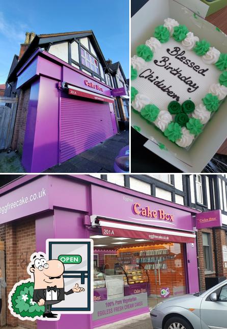 Cake Box Dagenham in Dagenham - Restaurant menu and reviews