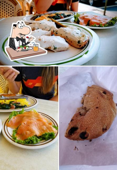 Goldberg's World Famous Deli and Bagel Chateau, Millburn - Restaurant ...