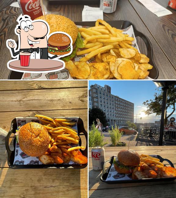 B12 Burger CDN, Montréal - Menu du restaurant, prix et avis