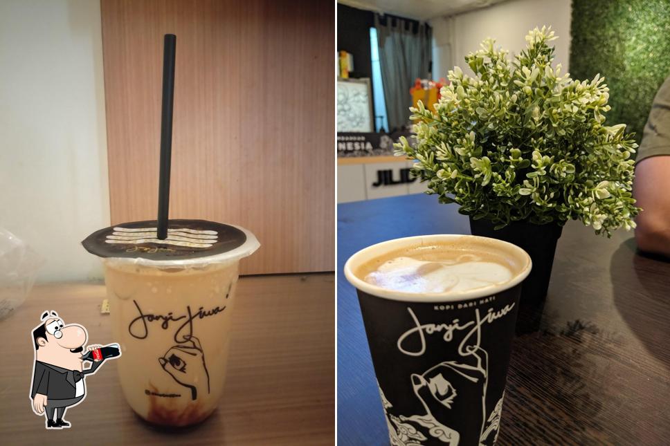 Kopi Janji Jiwa & Jiwa Toast Airlangga, Surabaya - Restaurant reviews