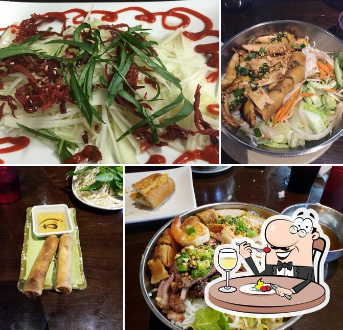 Phở Nhi Vietnamese Noodle House in Tulsa - Restaurant menu and reviews