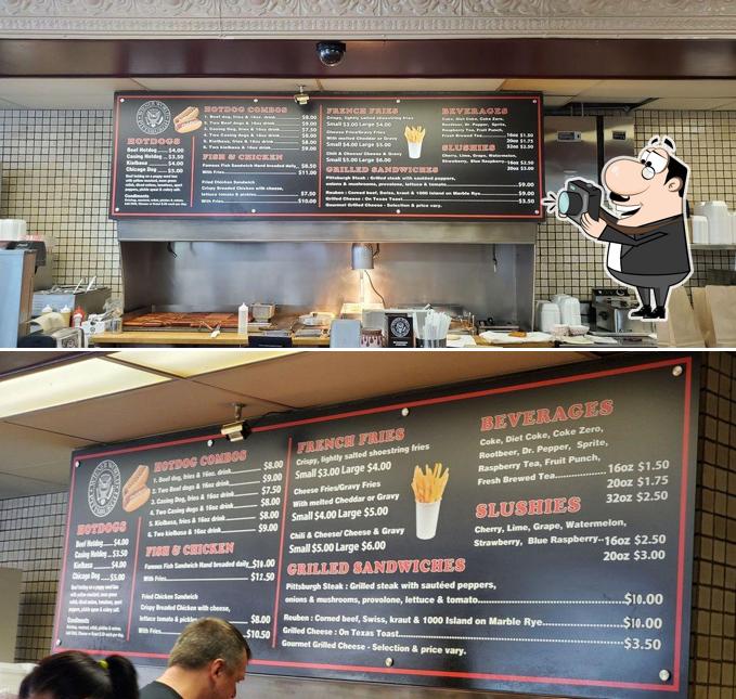 Wiener World Pittsburgh in Pittsburgh - Restaurant menu and reviews