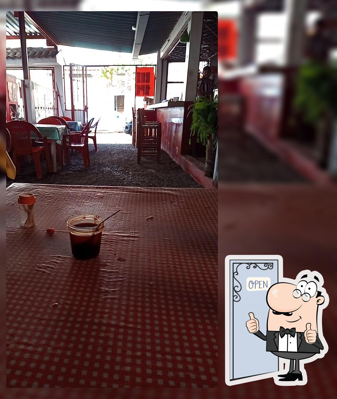 Aquí es con Barraza!!!, Puerto Vallarta - Restaurant reviews