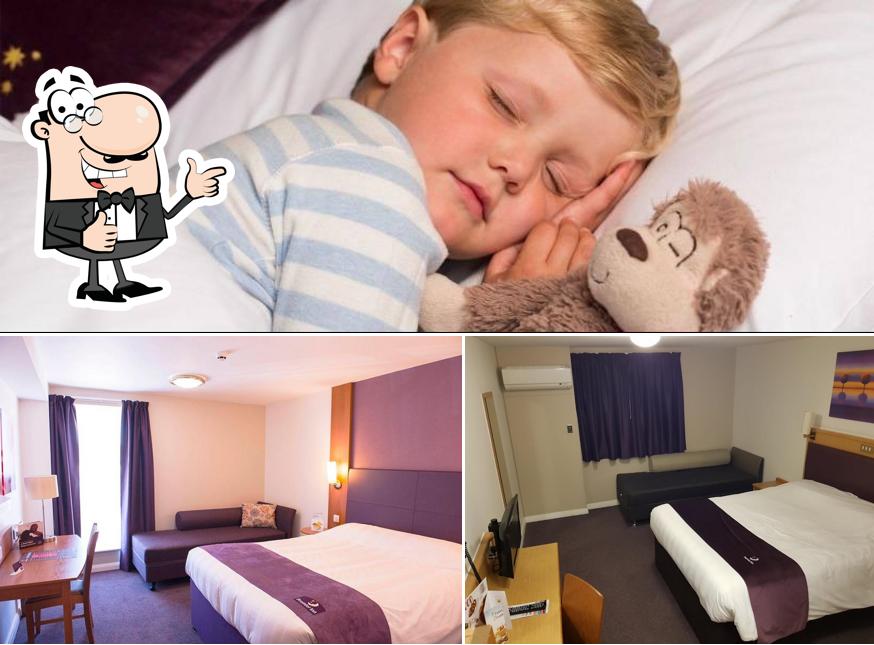 Premier Inn Hatfield in Hatfield - Restaurant reviews