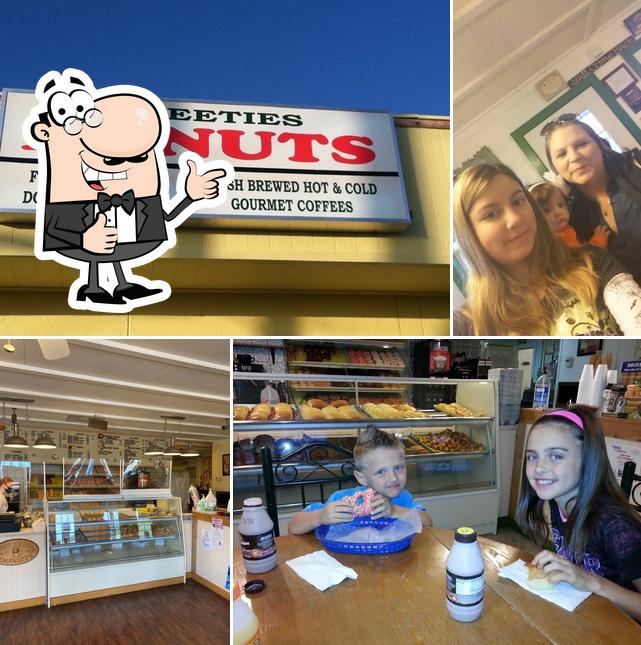 Sweeties Donuts Sattler, Canyon Lake - Restaurant menu, prices and reviews