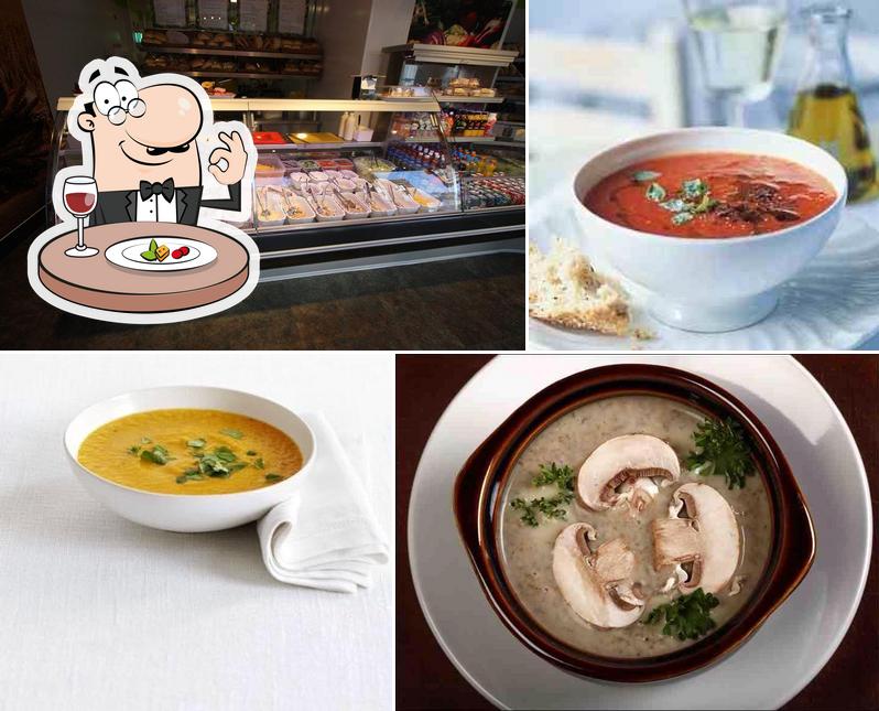 Top 7 restaurants with sausage rolls in Chesterfield, september 2025 ...