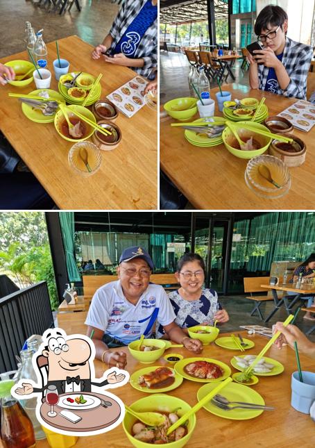 Jiang Fish Balls (Phutthamonthon Sai 3), Bangkok - Restaurant menu ...