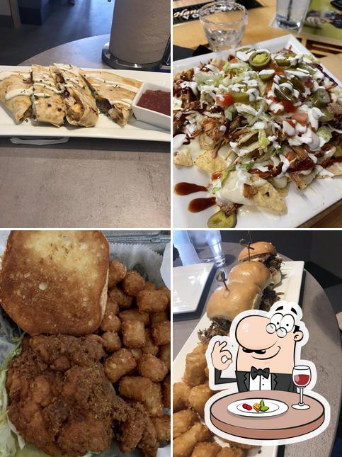 Let It Fly Sports Bar, 9091 Poplar Ave #101 in Germantown - Restaurant ...