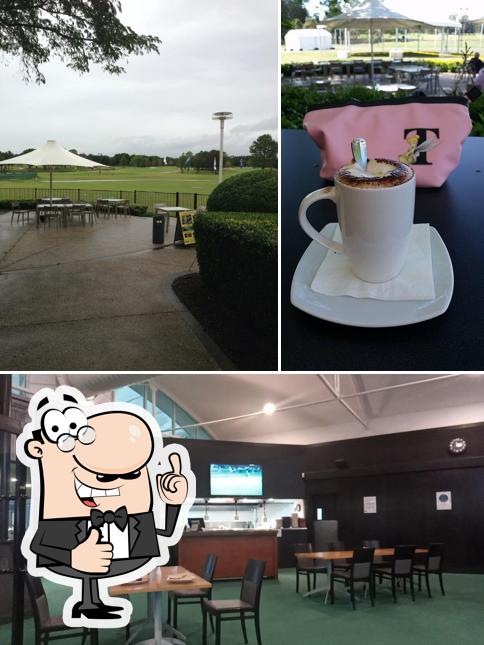 Tees' Clubhouse, Benowa - Restaurant menu, prices and reviews