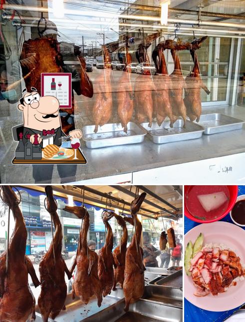 Restaurante 龍鳳正宗港式燒味 Long Fong Duck & Chicken rice, Sattahip ...