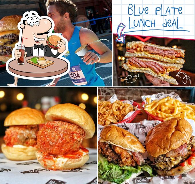 7Bone Burger Co. Newbury in Newbury - Restaurant menu and reviews
