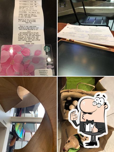 Starbucks Central Dept Store, 2nd Floor cafe, Bangkok - Restaurant reviews