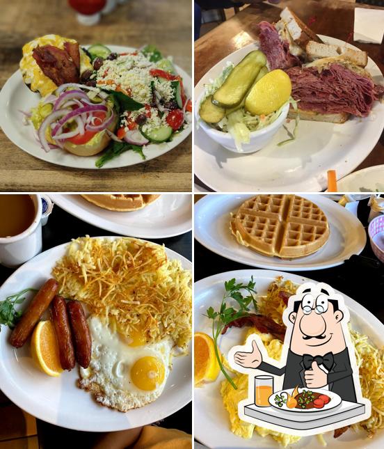 Mo's Family Restaurant in Oakville - Restaurant menu and reviews