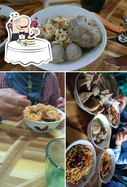 mie baso & mie ayam kondang murah mas hartono restaurant, Bandung ...