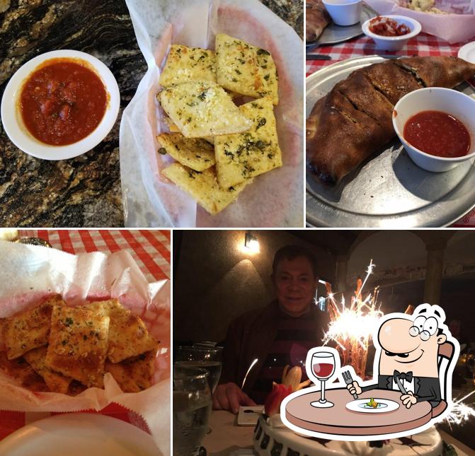 Russo's New York Pizzeria & Italian Kitchen, 6560 Greatwood Pkwy #900 ...