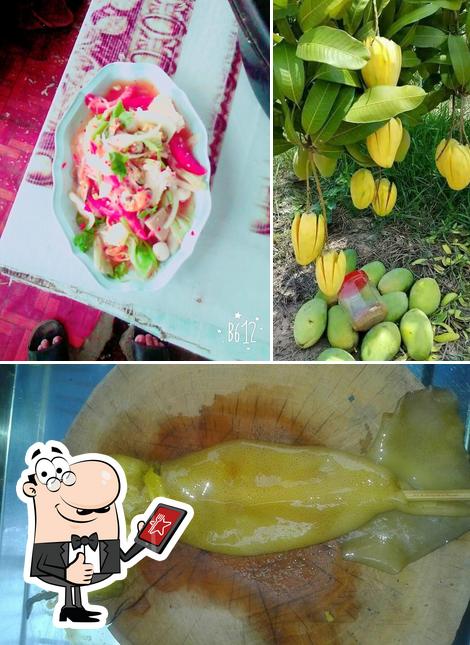 ปลาหมึกย่างน้ำจิ้มรสเด็ด restaurant, Nam Ang, หน้าวัดบ้านเเก่งใต้
