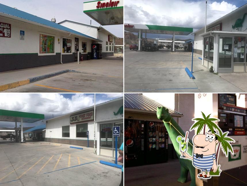 J & J Fast Food Restaurant in Caliente - Restaurant menu and reviews
