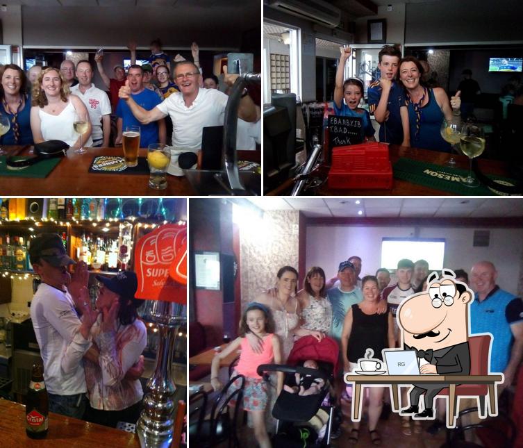joker's bar, Carvoeiro, Estr. do Farol 24D - Restaurant reviews