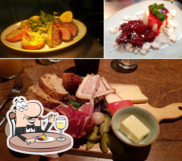 Hawk Inn in Andover - Restaurant menu and reviews