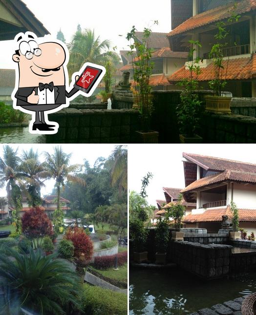 Pusako Hotel Bukittinggi pub & bar, Bukittinggi - Restaurant reviews