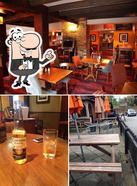 Southern Cross, Southern Cross Hotel, 41-43 Langley Rd in Watford ...