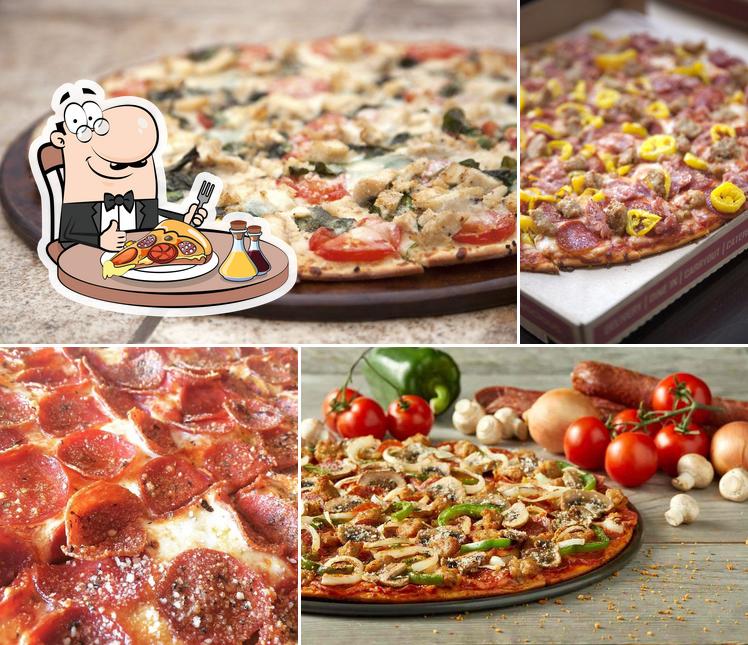 Donatos Pizza, 765 E Main St in Lancaster - Restaurant menu and reviews