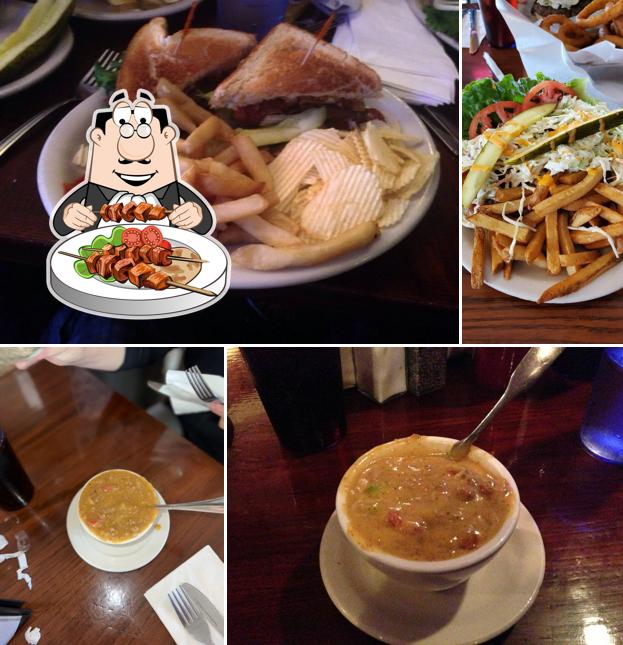 Grovers Bar & Grill, East Amherst - Restaurant menu, prices and reviews