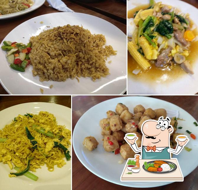 Kok Tong Coffee cafe, Jakarta, Parking lot - Restaurant menu and reviews