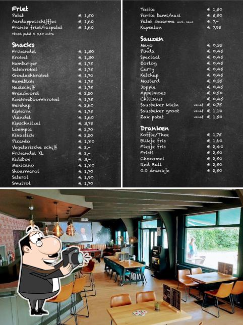 Kafee-Kafetaria De Halte, Damwâld - Restaurant reviews