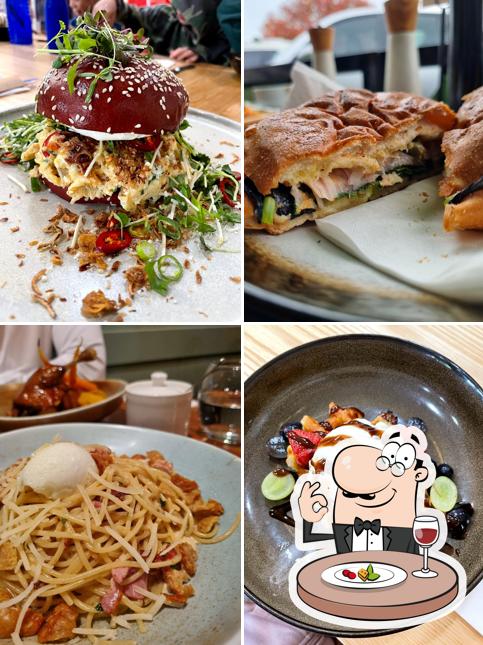 Funkey Monkey Cafe in Lakes Entrance - Restaurant menu and reviews