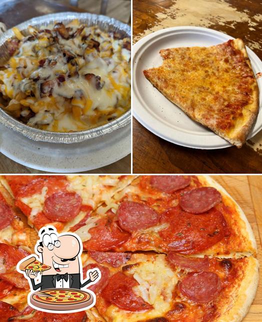 Genoa Deli & Pizza in Ridgefield - Restaurant menu and reviews