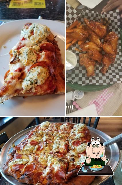 Menu of Main Street Pizza Company pizzeria, Batavia - reviews and ratings