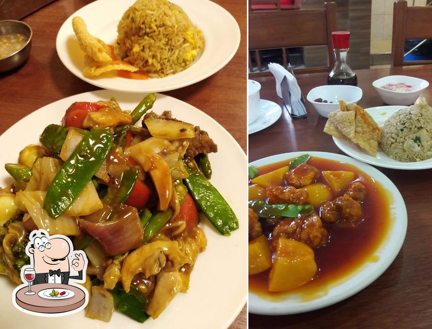 Chifa Mr Tang restaurant, Víctor Larco Herrera District - Restaurant ...