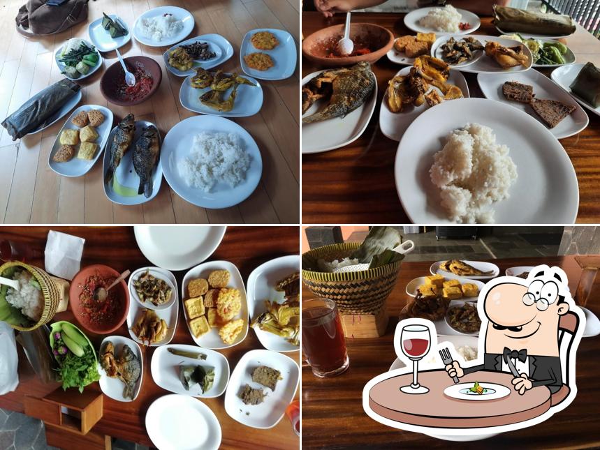 Rumah Makan Ibu Haji Ciganea (IHC) restaurant, Purwakarta, Jl. Laks ...