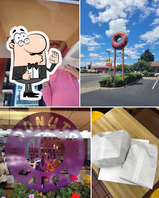 Happy Donuts, 305 2nd St NE in Puyallup - Restaurant menu and reviews