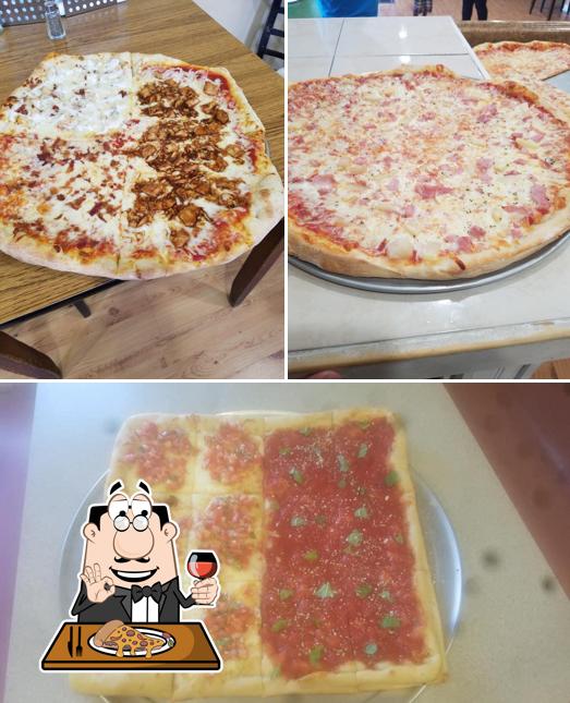 Delizia's Pizza, Long Neck - Restaurant menu, prices and reviews