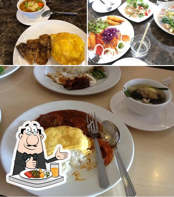 Kitchen Plus, Bangkok - Restaurant menu, prices and reviews