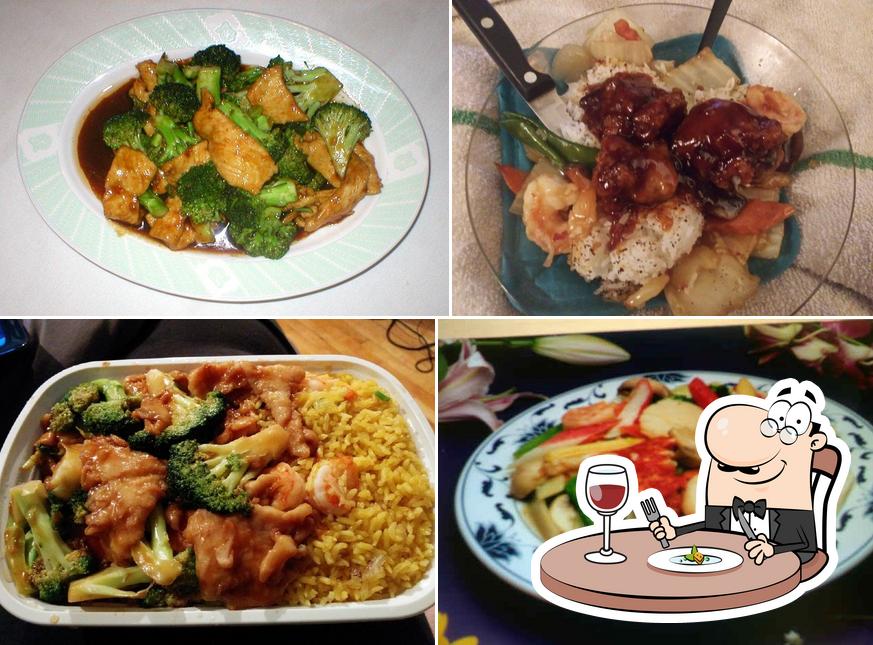 Ming Moon, 3786 W 117th St in Cleveland - Restaurant menu and reviews