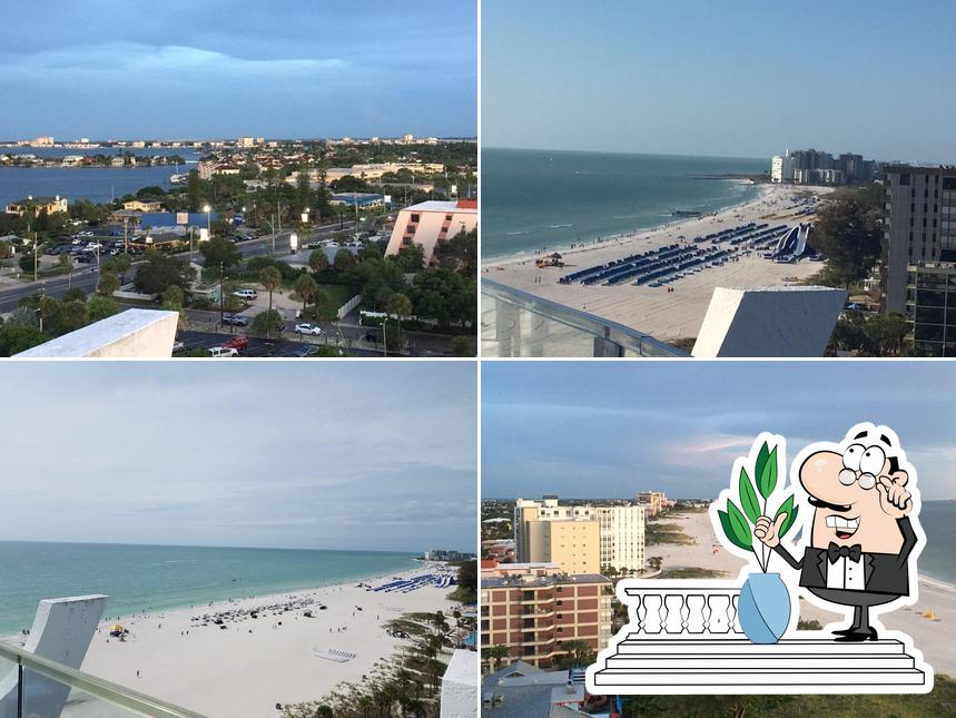 Level 11 Rooftop Bar & Lounge, 5250 Gulf Blvd in Saint Pete Beach ...