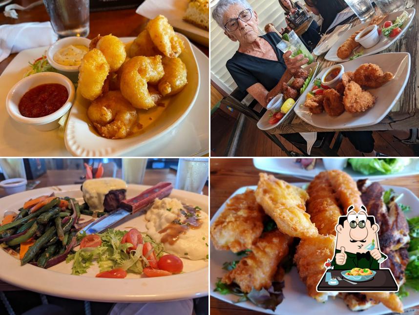 Boat House Bar & Grill, 220 Margaret Street in Key West - Restaurant ...