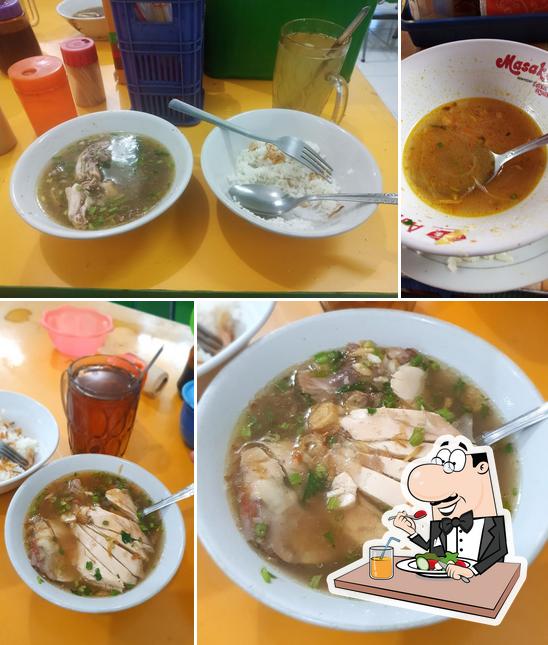 Sop Ayam Pak Miin Klaten restaurant, Bekasi Regency, Jl. Raya Jatiasih ...